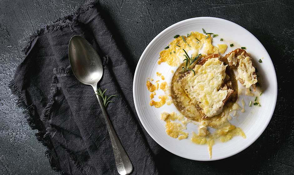 Fransk löksoppa med gruyéreost - Vin & vänner